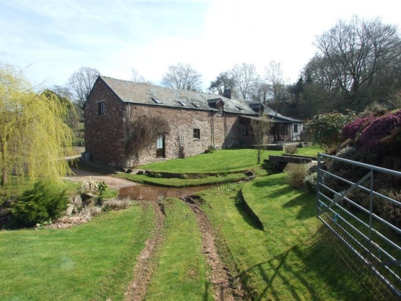 The Farm - Trans Wales Trails